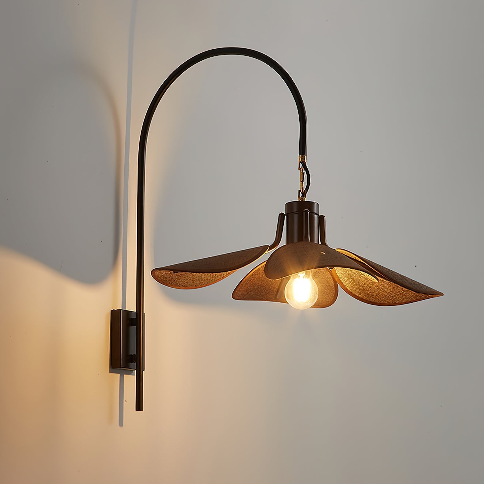 Petal Bloom Wall Lamp – LunaraLights
